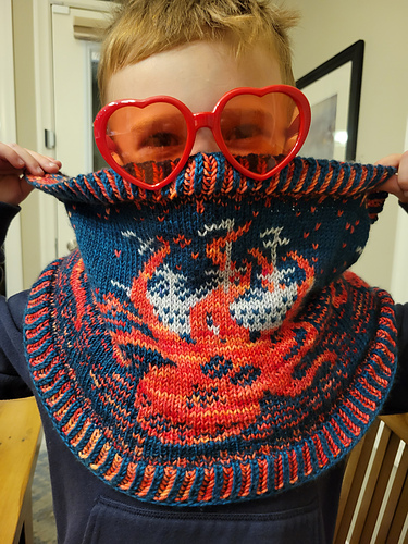 [FO] Finished my first real knitting project and I am quite pleased ...