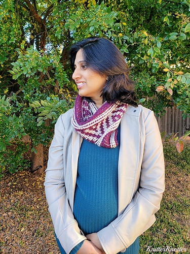 Ravelry: Asha Cowl pattern by Arunima Goel