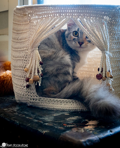 Ravelry: Cat Cave pattern by Ashlea Schumaker