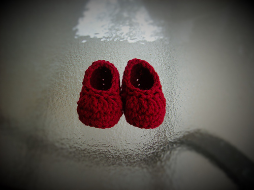 Ravelry: Easy Basic Baby Booties pattern by Clarissa Paige Dove