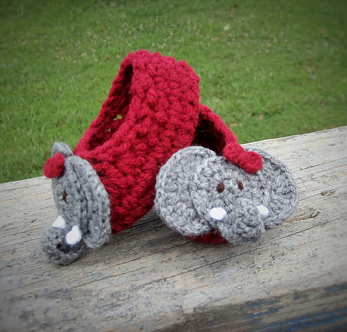 Ravelry: Easy Basic Baby Booties pattern by Clarissa Paige Dove