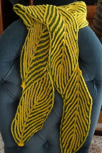Ravelry: Bay Leaf pattern by Nancy Marchant