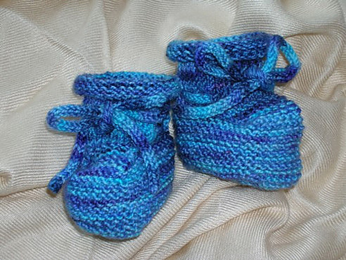 Ravelry: Stay-On Baby Booties pattern by Melanie Falick and Kristin ...
