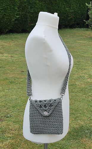 Ravelry: Malia Bag pattern by Odile Larranda