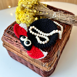 Ravelry: Ladybug Coaster Jewelry Holder pattern by atolye_masal