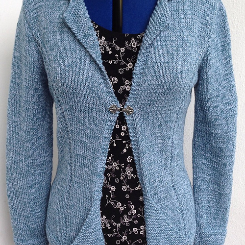 Ravelry: Triangle Jacket pattern by Hinterm Stein