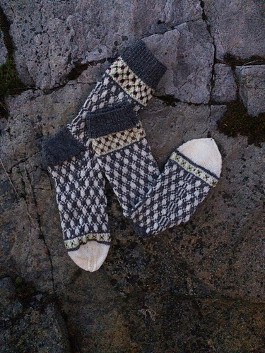 Ravelry: Puzzle Socks pattern by Aud Bergo