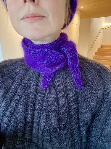 Ravelry: My Trendy Little Scarf pattern by Isabelle Duchatelle