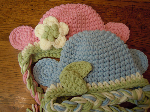 Ravelry: Bulky Monkey Earflap Beanie pattern by Elizabeth Alan