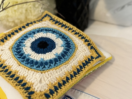 Ravelry: All seeing 'Eye's' - Square pattern by Maria Avgoloupi