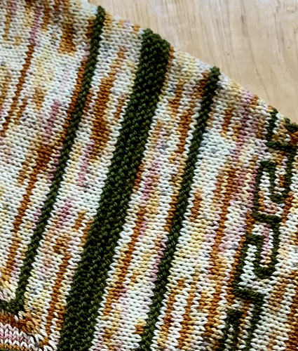 Ravelry: BLYC 2022 Sadie’s Secret Heart Cowl pattern by Carrie Au