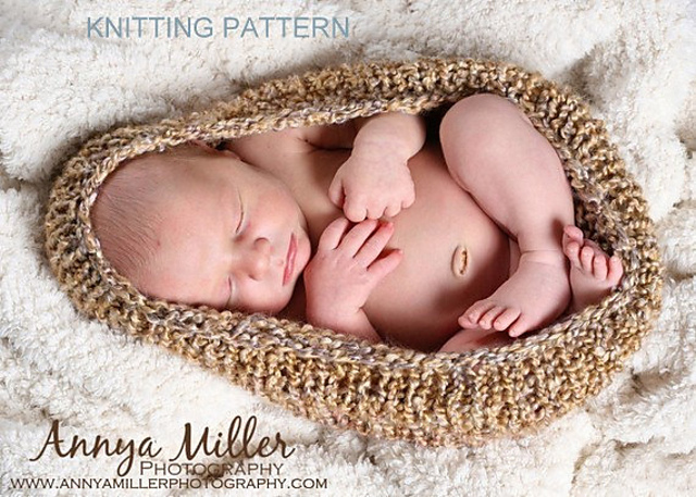 Ravelry: Newborn Pod Photography Prop pattern by Baby P Designs