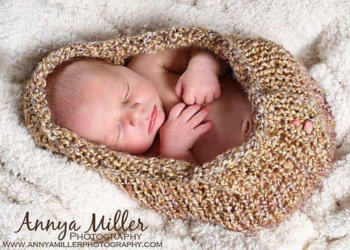 Ravelry: Newborn Pod Photography Prop pattern by Baby P Designs
