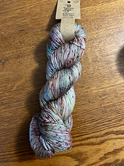 Ravelry: Yarn Bee Authentic Hand-Dyed