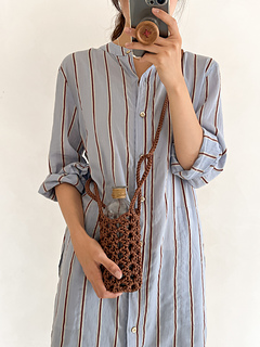 Ravelry: I'm Not Leather Granny Bottle Bag pattern by Daeri Kim (Banul)