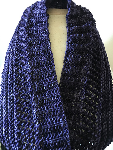 Ravelry: Layer Cake Loop pattern by steepndeep's Designs
