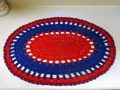 Ravelry: Pretty Little Rug pattern by Helen Macoubrie