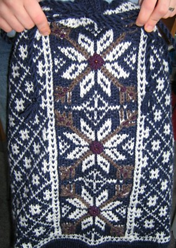 Ravelry: Norwegian Knapsack pattern by Sue Flanders and Janine Kosel