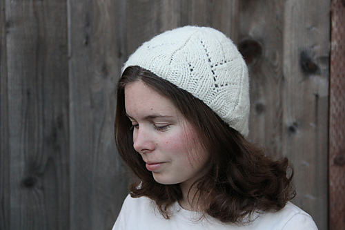 Ravelry: Sprig Hat pattern by Audry Nicklin
