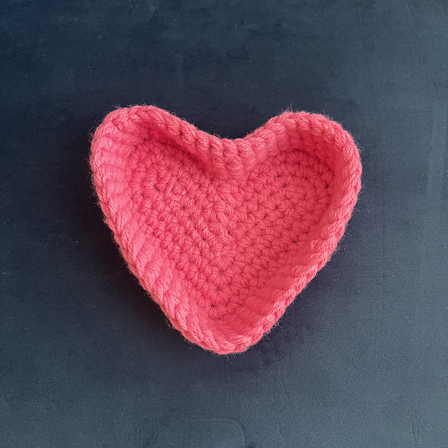 Ravelry: Mini Heart Basket pattern by Brigitte Martin