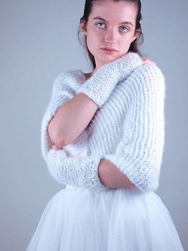 Ravelry: Loop in garter stitch SNOW pattern by Sabine Mohr