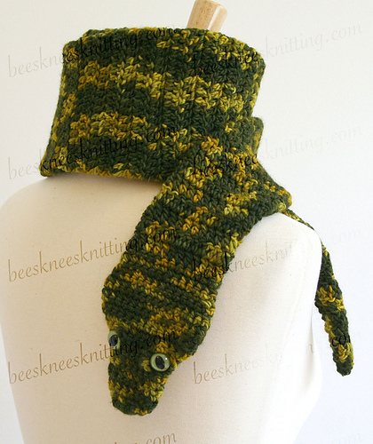 Ravelry: Snake Scarf pattern by Bees Knees Knitting