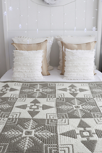 Ravelry: Frosty Pines Throw pattern by Bella Coco Crochet