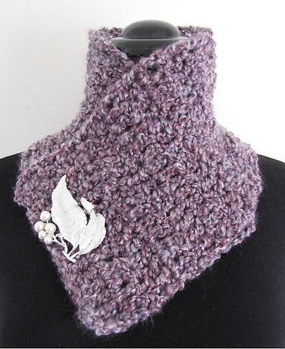 Ravelry: Super Quick and Easy Scarflette pattern by Elizabeth Ann White