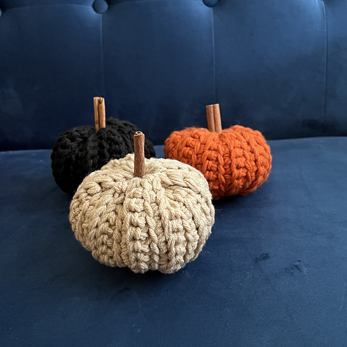 Ravelry: Easy Chunky Pumpkin pattern by Brigitte Martin