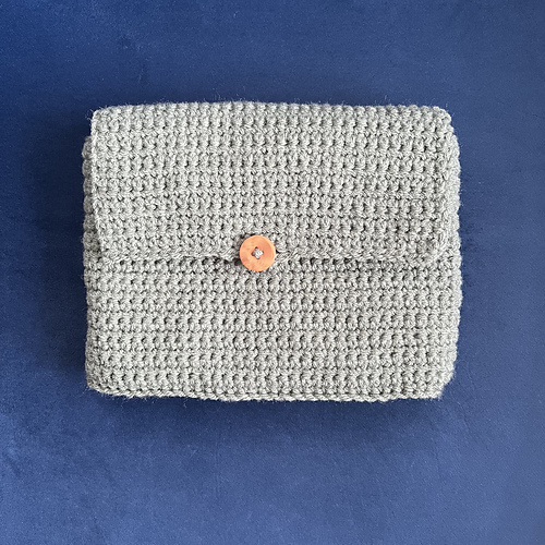 Ravelry: Paperback Book Cover pattern by Brigitte Martin