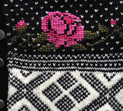 Ravelry: Norwegian rose pattern by Bente Presterud