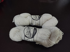 Ravelry: Custom Woolen Mills Ltd Mule Spinner 2-Ply 100% Wool