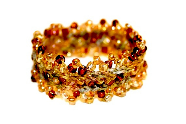 Ravelry: Beaded Band Lace Bracelet pattern by Beth Todd