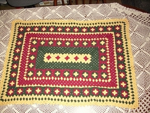 Ravelry: Granny Square Crib Afghan pattern by Ann Middleman