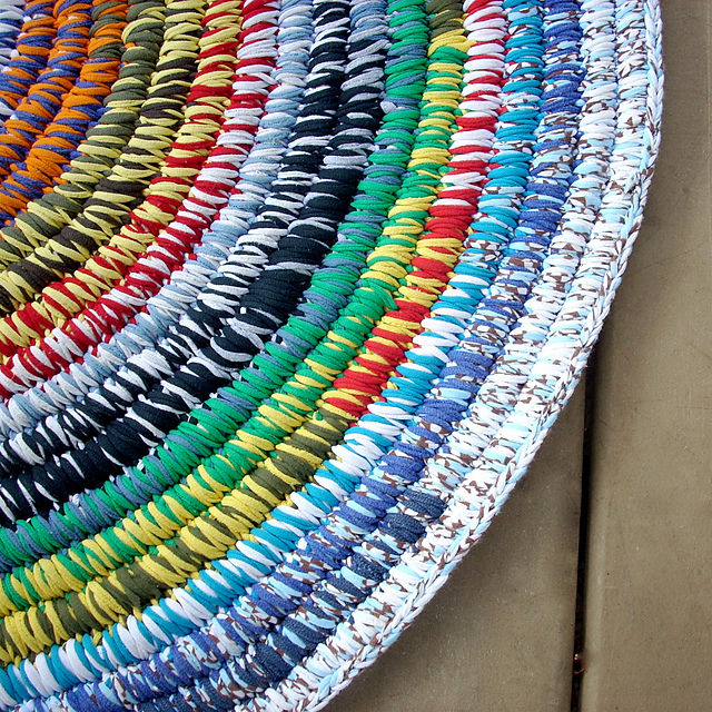 Ravelry: bethmo's Coiled T-shirt (tarn) Rug