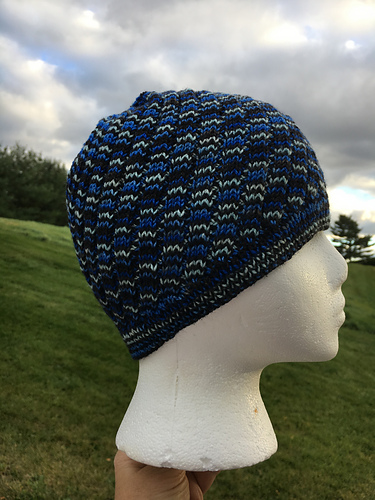 Ravelry: Checkerwork Hat pattern by Vexy