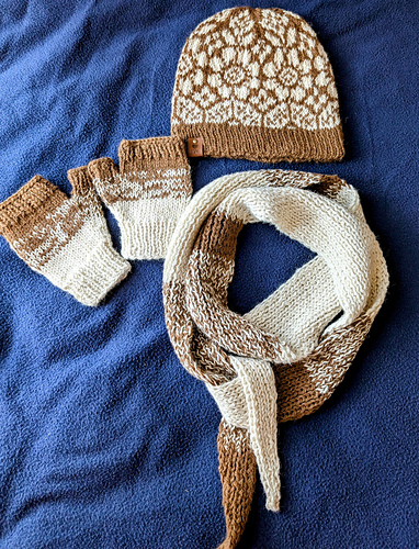 Ravelry: My Trendy Little Scarf pattern by Isabelle Duchatelle