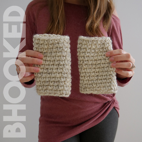 Ravelry: Beginner Crochet Wrist Warmers pattern by B.Hooked Crochet & Knitting