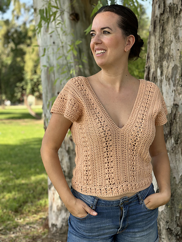 Ravelry: Top Loto pattern by Almudena Gutierrez