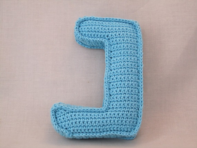Ravelry: CAPITAL LETTER J pattern by Begoña Sanchez-Sauthier Berrojalbiz