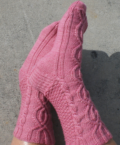 Ravelry: Voyanne socks pattern by Holly Terrell