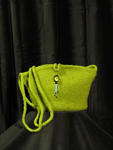 Ravelry: Two Old Bags, Oval Bottom Handbag - patterns