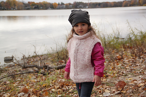 Ravelry: Cordillera pattern by Stephanie Voyer