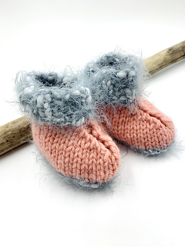 Ravelry: Baby Hug Boots pattern by marianna mel