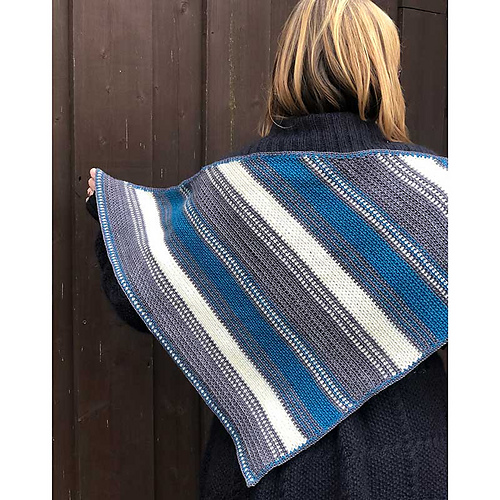 Ravelry: Betwixtmas 2022 Make Along pattern by Urth Yarns