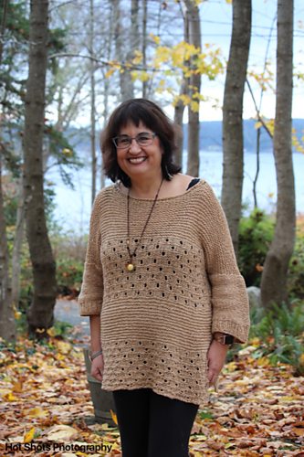 Ravelry: The Five Days Sweater pattern by Judy Jewell