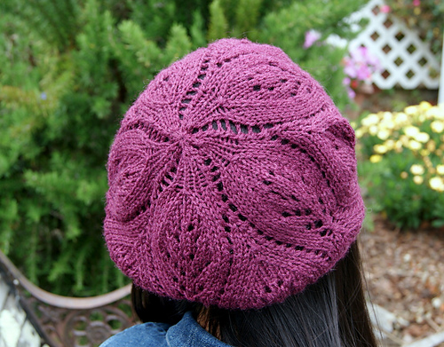 Ravelry: Foliage Hat and Cowl Set pattern by Quenna Lee