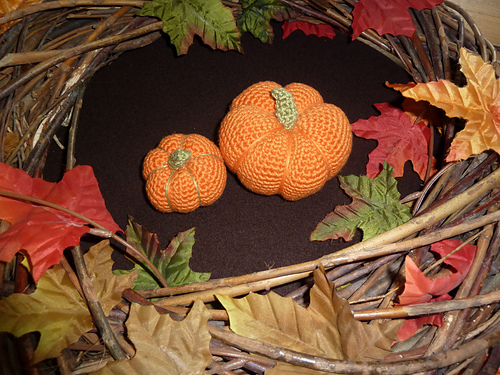 Ravelry: Crocheted Pumpkin Pincushion pattern by Armina Parnagian