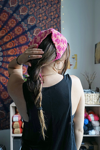 Ravelry: Checkered Bandana pattern by Marina Russo