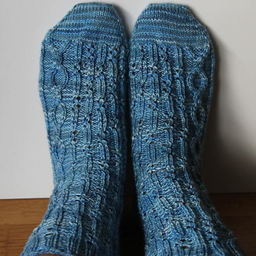 Ravelry: Weep, Dive & Wail pattern by Jessica L'Heureux